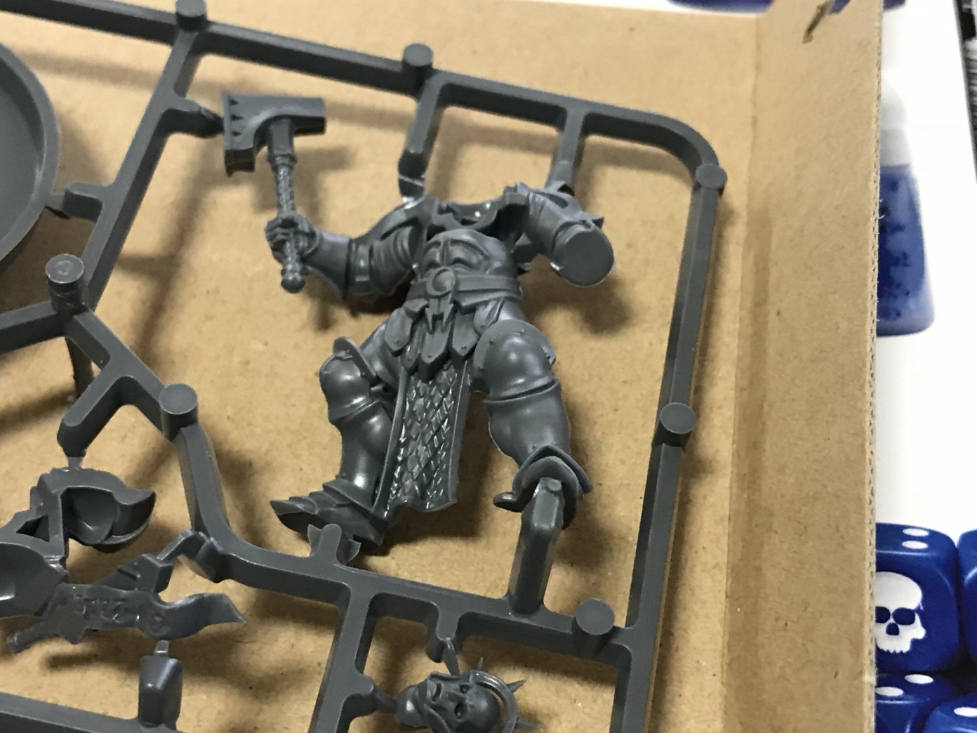 とうとうここまで！ホビージャパンエクストラは「WARHAMMER SPECIAL」！模型も付くよ | HobbyFields